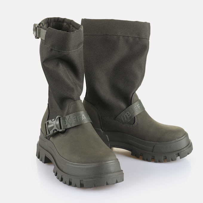Acquista Buffalo Aspha Com On a verde nel BUFFALO®
