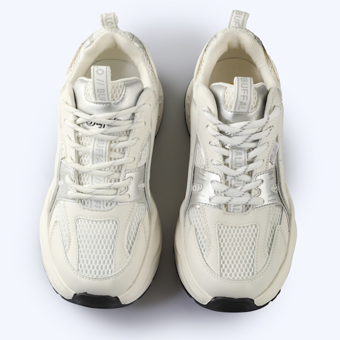 Buy Buffalo Para in white in the BUFFALO® Shop