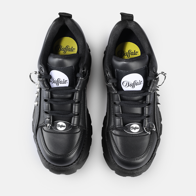 Buy Buffalo Classic Low Punk in black in the BUFFALO® Shop
