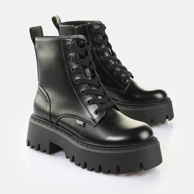 Compra Buffalo Aspen Lace Up BS en negro en BUFFALO®