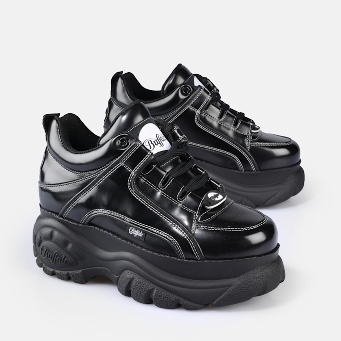 Kaufe Buffalo Classic Low in schwarz im BUFFALO® Shop